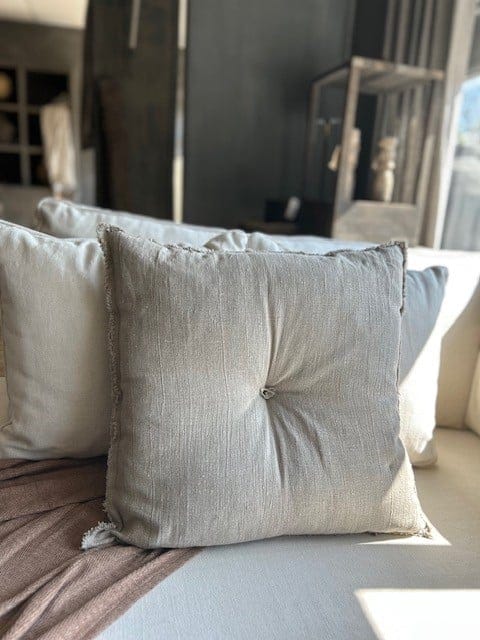 Fijn linnen sierkussen met knoop - Met Landelijk Label